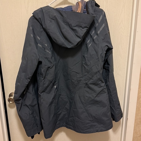 Oakley | Jackets & Coats | Oakley Ski Jacket | Poshmark